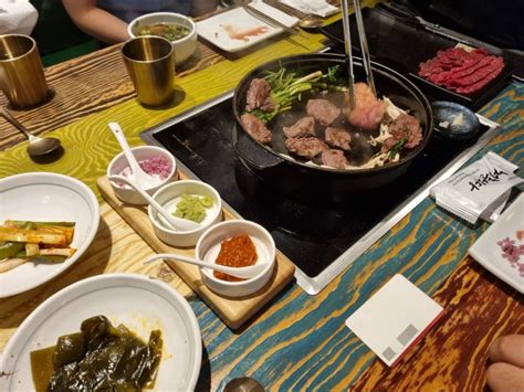 청춘식당에서 육회비빔밥 청국장 세트 서초동 교대역 분위기 좋은 한식 소고기 맛집 네이버 블로그