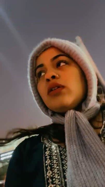 Bahut Tej Thandi Hai🥶halat Tight Ho Gai😝 Chahatttt16 Youtube