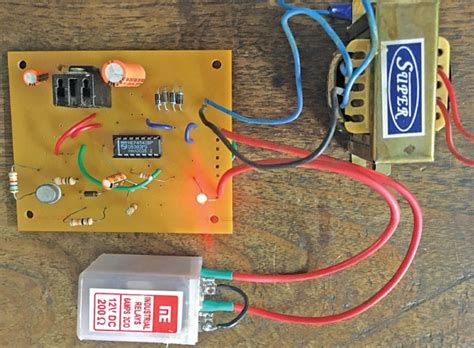 Energy Saving Interval Timer Circuit