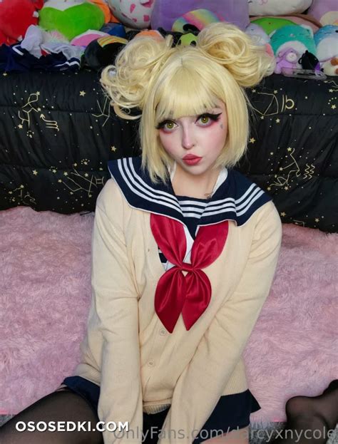 Model Darcy Nycole Darcyxnycole In Cosplay Himiko Toga From My Hero