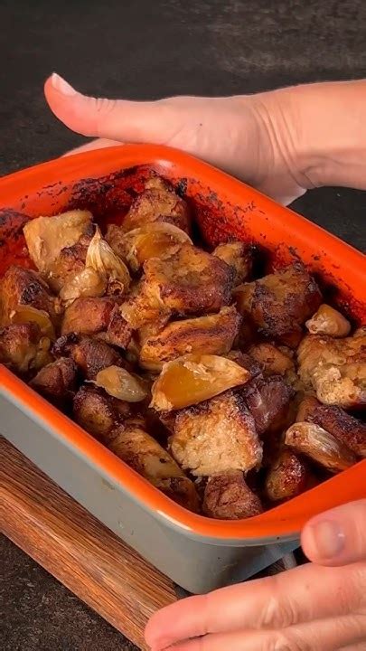 Свинина запечена в маринаді шашлик в духовці Youtube