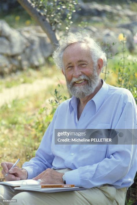 Jacques De Bourbon Busset De Lacadémie Française Dans Sa Maison Du