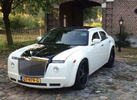 Two Tone Chrysler 300 With Custom Bodykit Chrysler 300 50 Off