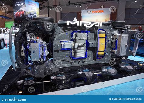 New Hydrogen Fuel Cell Toyota Mirai Green Car Chassis And Engine Side
