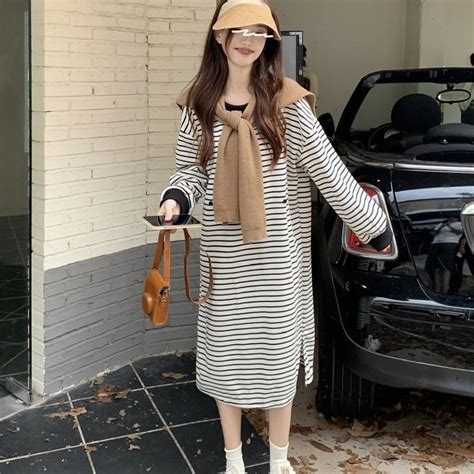 제이리본 어깨숄 투피스세트 스트라이프 라운드넥 미디 봄 가을 루즈핏 캐주얼 원피스 단가라 줄무늬 긴팔티 원피스 치마 원마일룩 데일리룩 데이트룩 캠퍼스룩 일상룩 코디