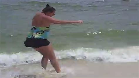 Failsbeach Moments Popular Video Funny Beach Fails And Funny People