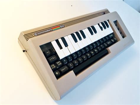 Commodore SFX Keyboard For Commodore Music Technology Survey