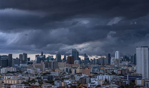 สภาพอากาศวันนี้ กรมอุตุฯ เตือน ไทยฝนตกต่อเนื่อง ถล่ม 39 จังหวัด กทม