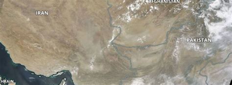 Over 700 People Hospitalized In Iran Due To Dust Storms The Watchers