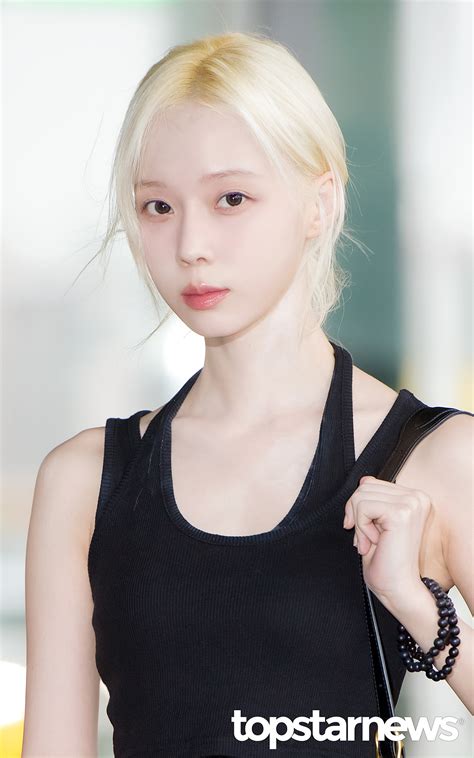 에스파 Aespa 윈터 ‘눈썹 있쥬 말티쥬 김포공항 출국 [hd포토] 최규석 기자 톱스타뉴스