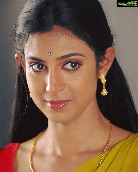 Kasthuri Shankar Instagram Still Rocking That Half Saree Bigger