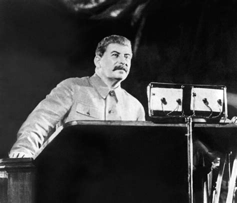 Putins Crackdown On Dissent Recalls Stalin Ussr Repression The