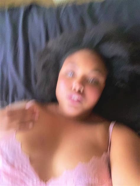 Ani Astra Xo Cum On My Titties Tits Amateur Ebony