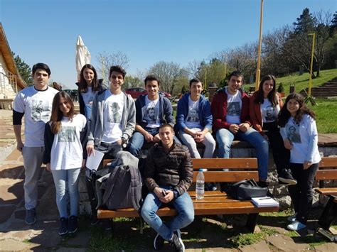 Зрелостниците от ППМГ Враца разрешиха „Загадката на миналото“