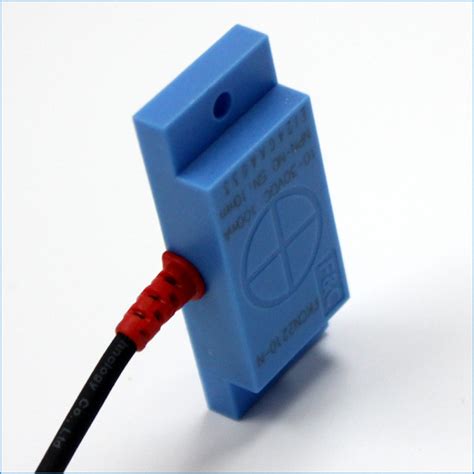 Pnp No 24vdc Capacitive Sensor Plastic Detect Proximity Sensor Capacitive Sensor And Non