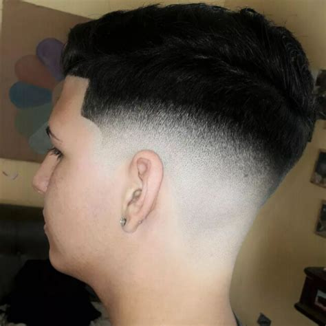 50 Best Mid Fade Haircuts For Men In 2022 Faqs Included Mid Fade Side Part Haircut Men Medium