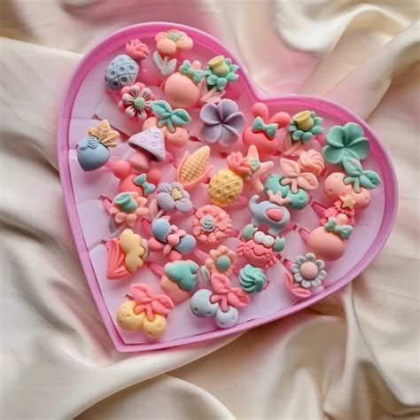 خرید و قیمت انگشتر بچگانه فانتزی انگشتر بچه گانه فانتزی از غرفه کارامل