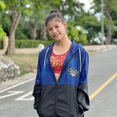 One ลุมพินี ทำความรู้จัก กัสจัง แฟร์เท็กซ์ สาวน้อยมวยไทยหัวใจสั่งมา ก่อนฟาดปาก ฟรานซิสกา เวรา