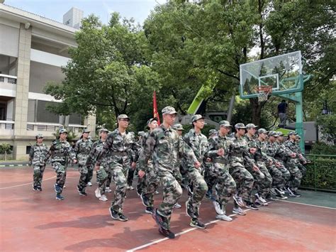 军训正当时！来看各校新生的飒爽军姿 中学教育 杭州19楼