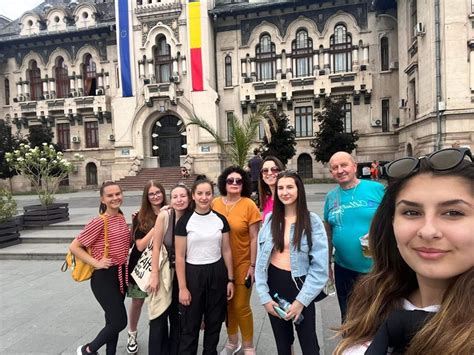 Професионалната гимназия по туризъм успешно приключи проект за Толерантност ПГТ Д р Васил