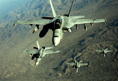 Us Air Force Fa 18 Hornet Military Wallpapers Hd Desktop And Mobile