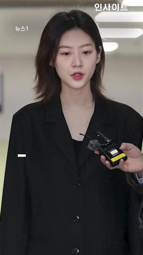 생활고 내가 호소한 적 없어 변호인에 책임 전가 한듯한 김새론 발언🙄 김새론 음주운전 재판 변호인 책임전가 생활고 By 인사이트