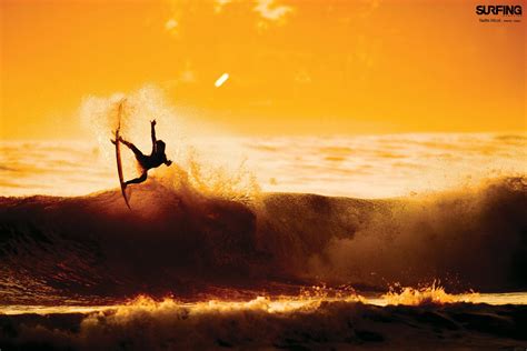 Surfing Wallpaper Desktop