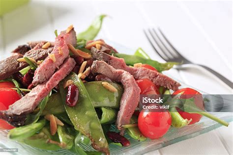 로스트 비프와 야채면 0명에 대한 스톡 사진 및 기타 이미지 0명 강낭콩 건강한 식생활 Istock