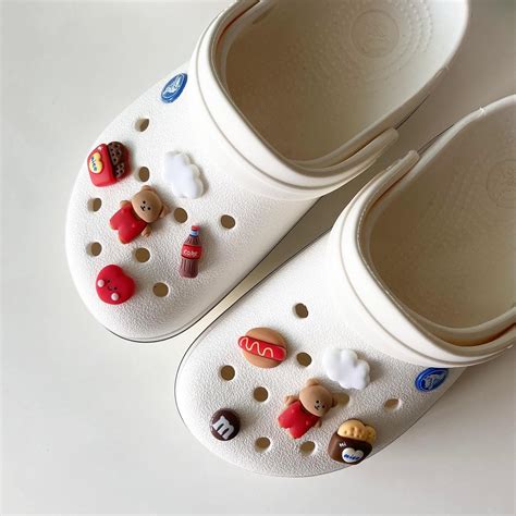 미자마켓 디저트 레드 멜빵 곰돌이 신발꾸미기 참 세트 10pcs