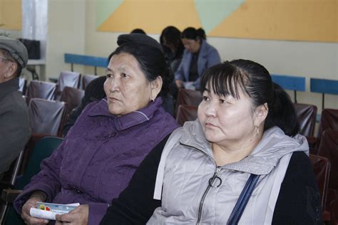 ДАРХАН СУМЫН 4 ӨРГӨӨ БАГИЙН ИРГЭДЭД ХУУЛЬ ЭРХ ЗҮЙН МЭДЛЭГ ОЛГОХ СУРГАЛТ ЗОХИОН БАЙГУУЛЛАА