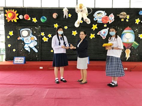 พิธีประดับปลอกแขนประธานนักเรียน โรงเรียนสารสาสน์ธนบุรี