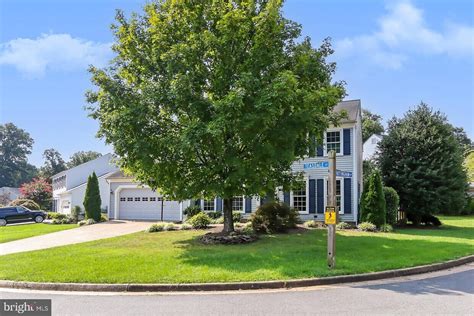 2 Teasdale Ct Sterling Va 20165 House Rental In Sterling Va