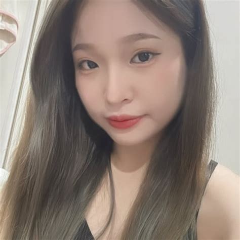 Syuan Yun Syuan • Threads Say More