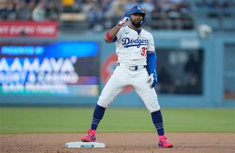 Teoscar Hernandez Ficará Fora Por Um Tempo Com Lesão Na Virilha The Playoffs