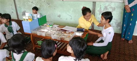 တွံတေးမြို့နယ် အခြေခံပညာအထက်တန်းကျောင်း ခွဲ ခလုပ်ရှိ ကျောင်းသား၊ ကျောင်းသူများအား တိုင်းရင်းဆေးဖ