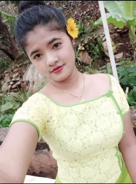 Burmese Media Tv လမ်းဘေးမှာစျေးရောင်တဲ့ဘဝကနေ အွန်လိုင်းကနေစျေးရောင်းရတော့မည့် သမီးငယ်လေး ဂျမ