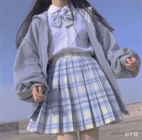 一米七的女生穿jk制服看起来奇怪吗 知乎
