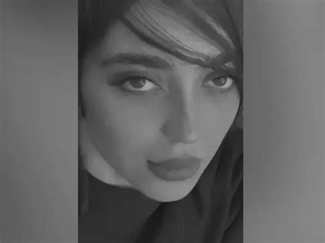 کشته شدن آناهیتا امیرپور، دانشجوی ساکن بروجرد، بر اثر تیراندازی ماموران