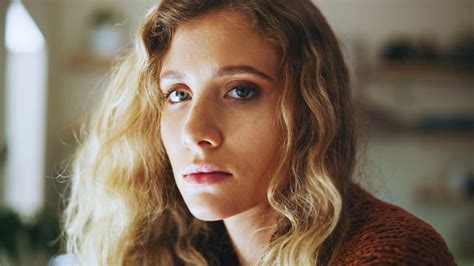 Signs A Woman Is Emotionally Drained But Keeps Pushing Through Yourtango