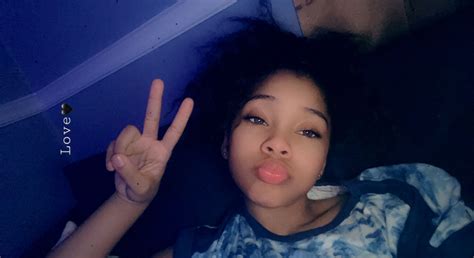 Light Skin Girls Weird Images Pretty Selfies Real Quotes Face Skin Spam Face Claims Dyed