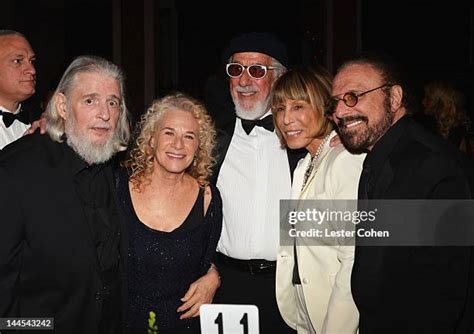 Carole King Gerry Goffin Photos And Premium High Res Pictures Getty