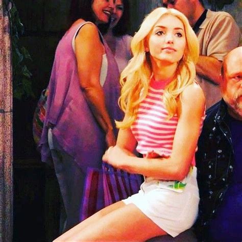 Pin De Michael Tost En Peyton Roi List Chicas Princesa