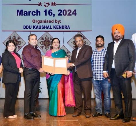 kanya maha vidyalaya kmv organizes industry academia meet 2024 kanya