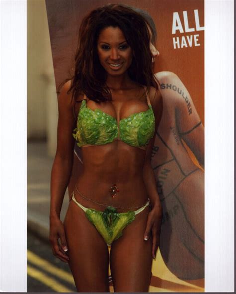 Michelle Lintel In Green Bikini Photo Print 8 X 10 Wall Art