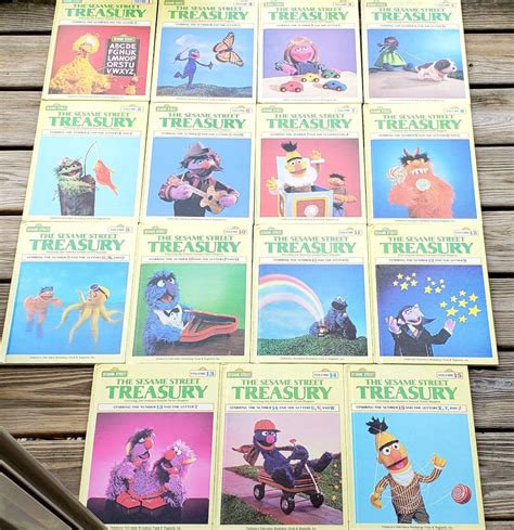 1983 The Sesame Street Treasury Book Set Of 13 Featuring Jim Hensons