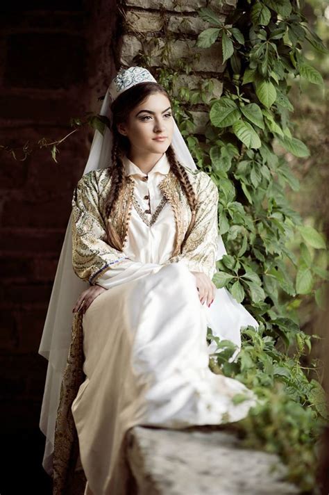 Татарская девушка в национальном костюме 80 фото