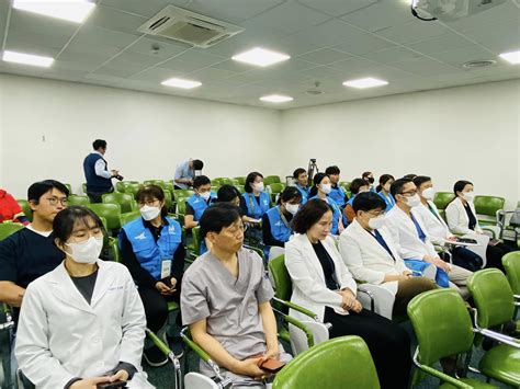 БНСУ ын эмч нарын баг хүүхдүүдэд эрүүл мэндийн үзлэг оношилгоо хийлээ