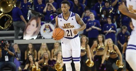 Ecu Pulls Away From Hampton