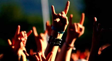 El Verdadero Significado De La Señal De Los Cuernos Rockeros