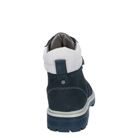 Walk Bata Superstore